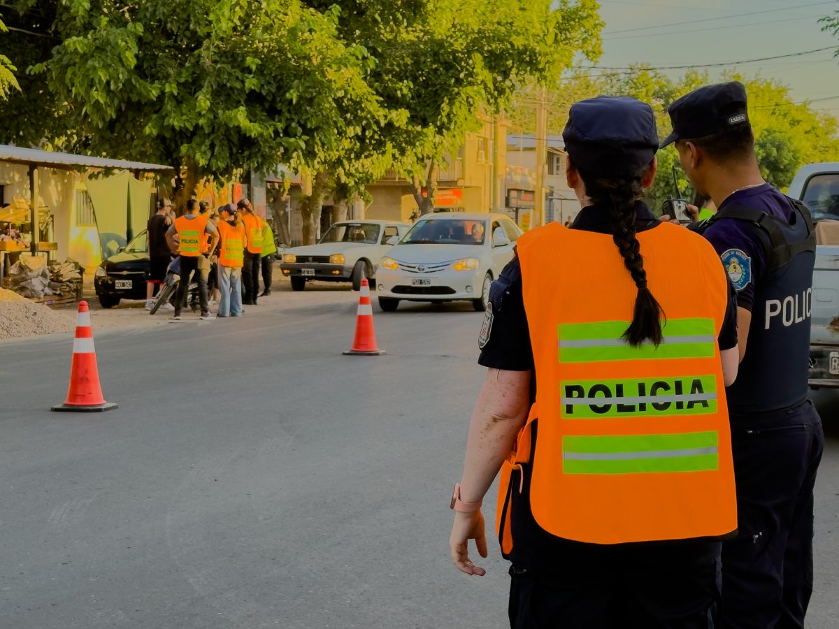 Fuerte despliegue policial en Las Heras con dos operativos de alto ...